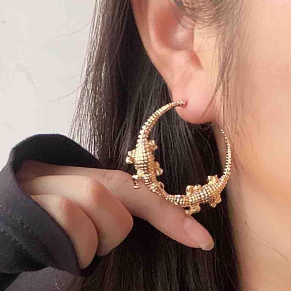 Anthropologie | Jewelry | 33 Ali Hoops New Anthropologie Alligator Gold ...